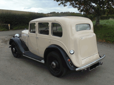 Humber 12 Saloon